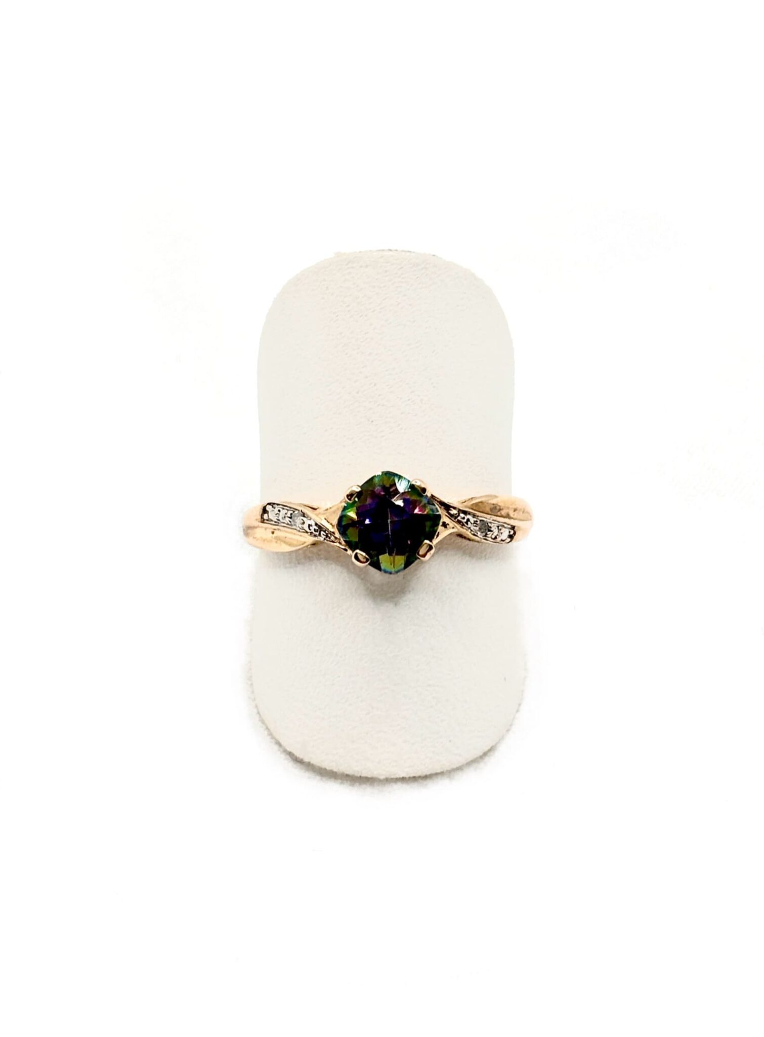 Ring mit Turmalin Stein und Diamanten – Dom Schmuck